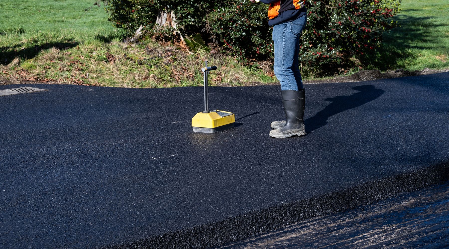 Asphalt Profiling: Smooth Roads for Better Driving