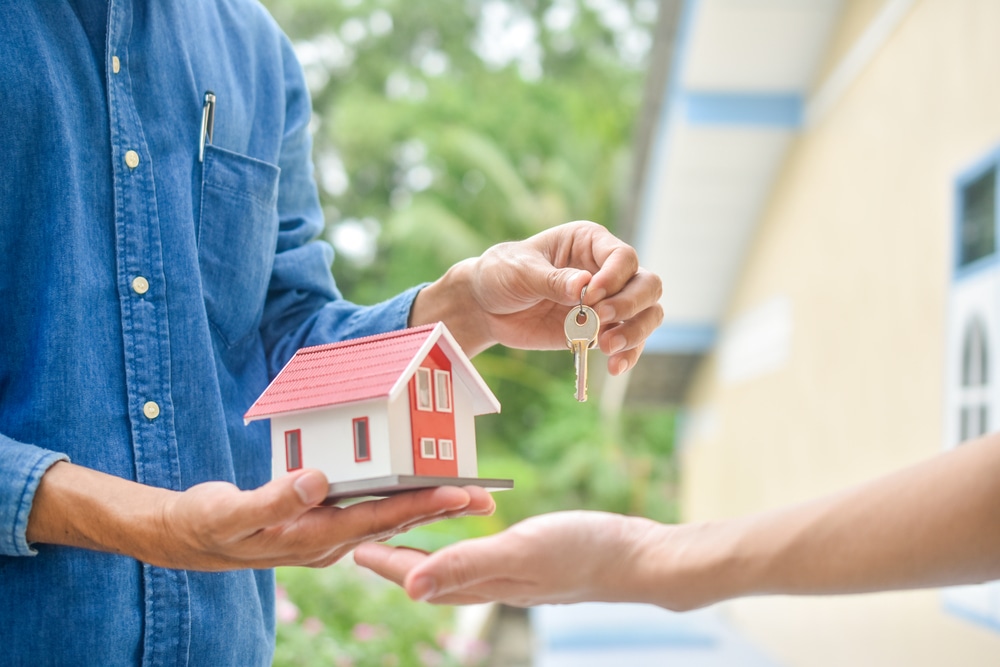 Tips For Preparing Your House For Sale: How To Do It Right