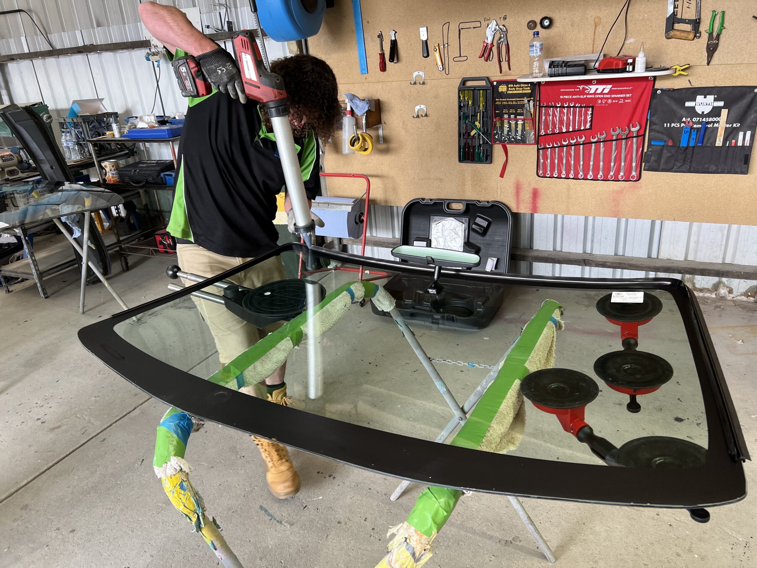 Windscreen Repairs - BB Auto Glass