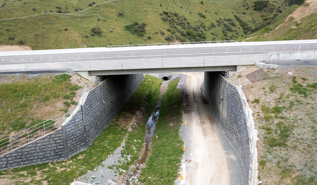 Transmission Gully - Castleross Construction