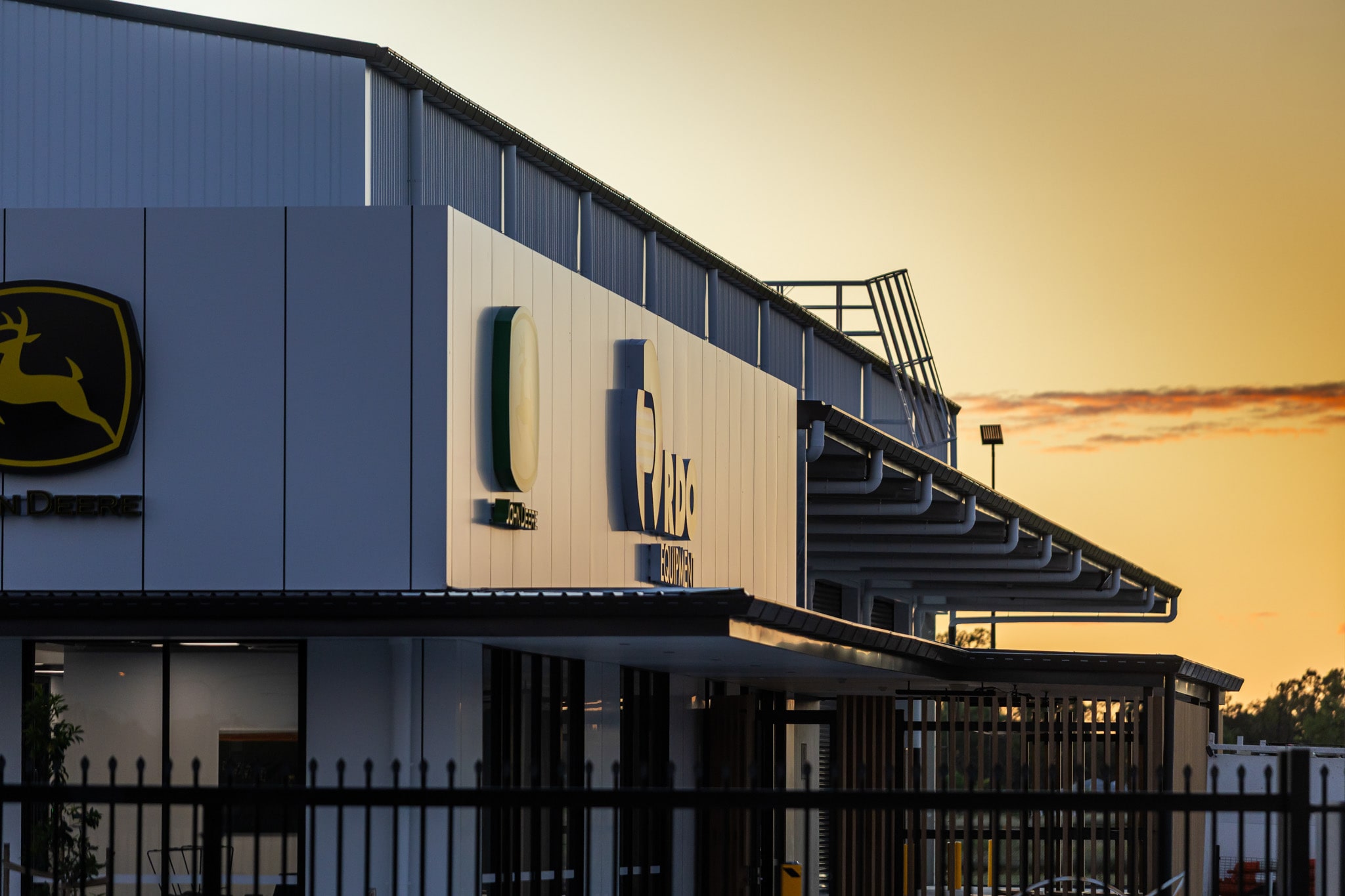 GFG Thrilled to Reveal the Completed RDO Equipment Project in Emerald – GFG Projects