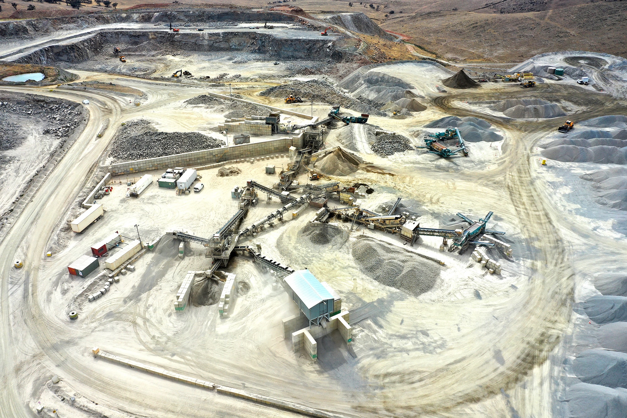 Aggregates & Sand - Hallett Group