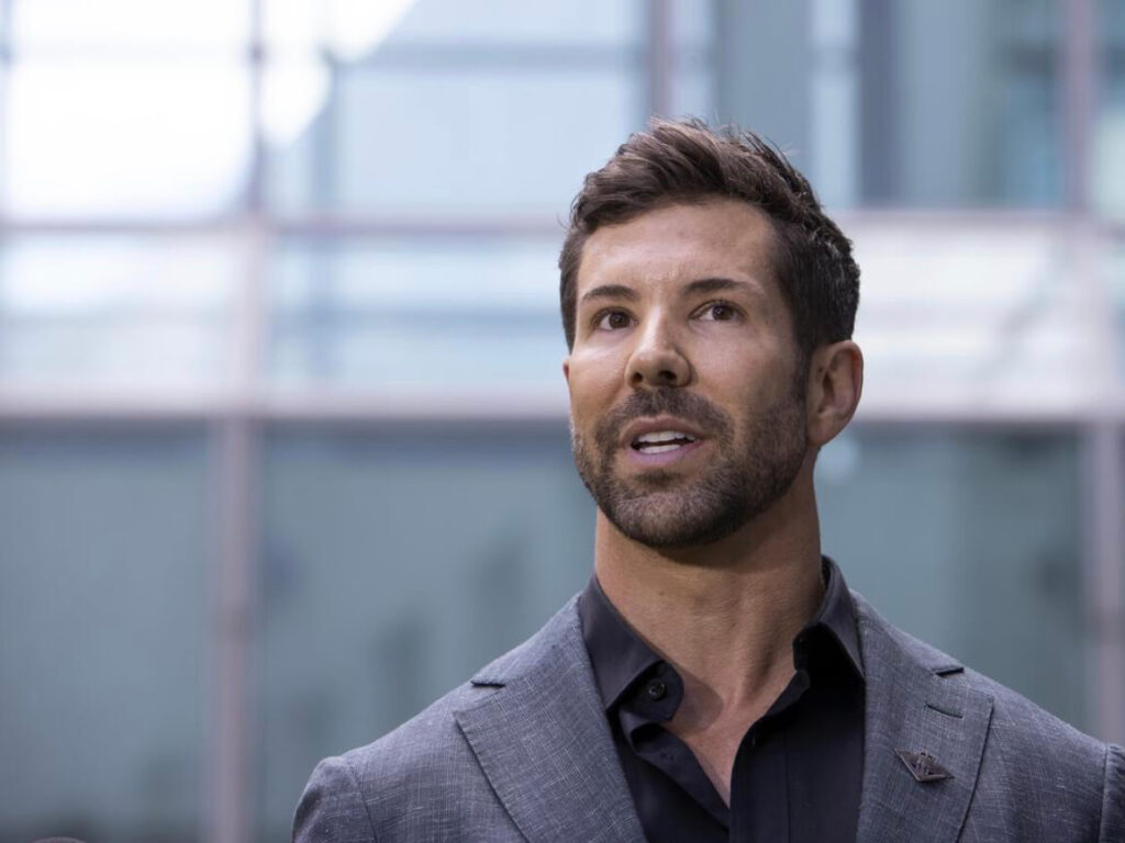 Heston Sues the ABC - Heston Russell