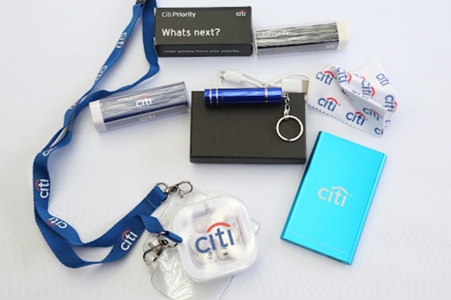 Custom Onboarding Packs for a Smooth Start | Honeycomb Agency