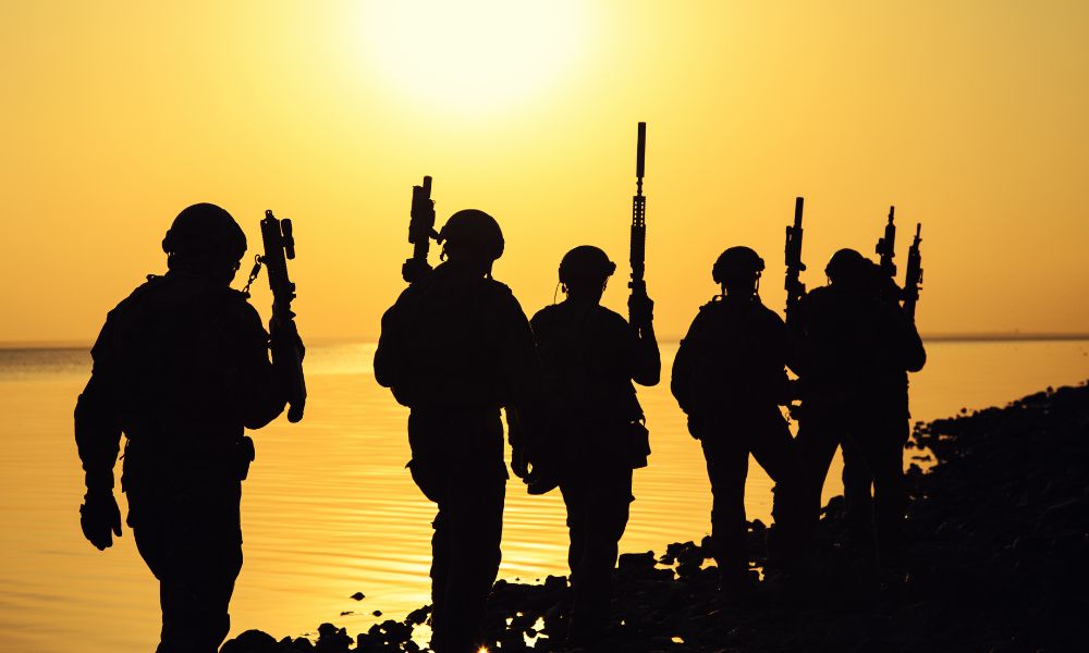 פטור משירות למשתמטים בחו"ל -משרד עו"ד - דקר, פקס, לוי