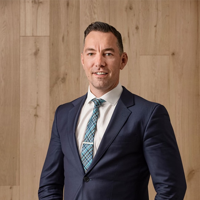 Our team | Lowe Living Redefining Luxury Property