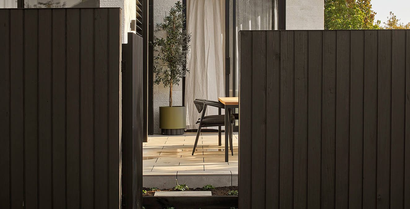 About | Lowe Living Redefining Luxury Property