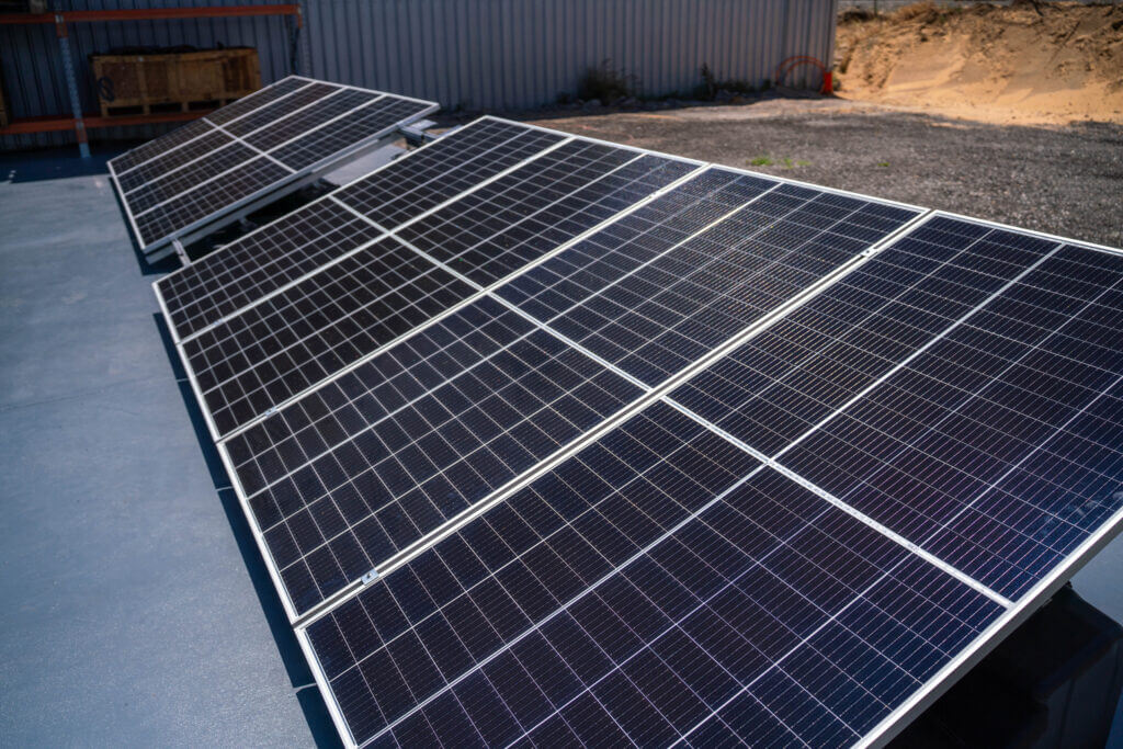 4kW Solar Pod – Blue Diamond Machinery