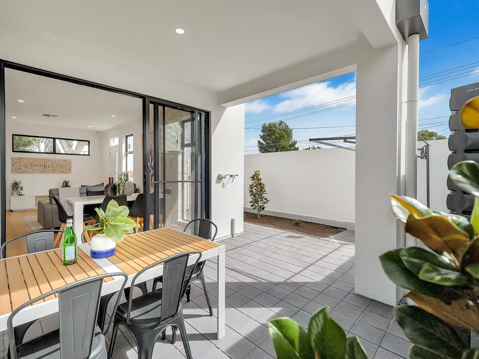 22 Reynell Road Rostrevor | Onassis