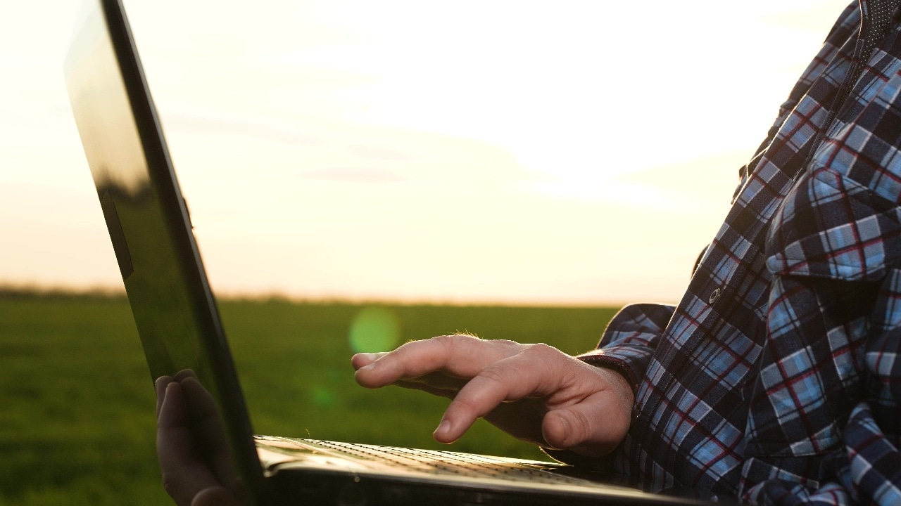 Ground-Based Spectral Imaging For Precision Agriculture