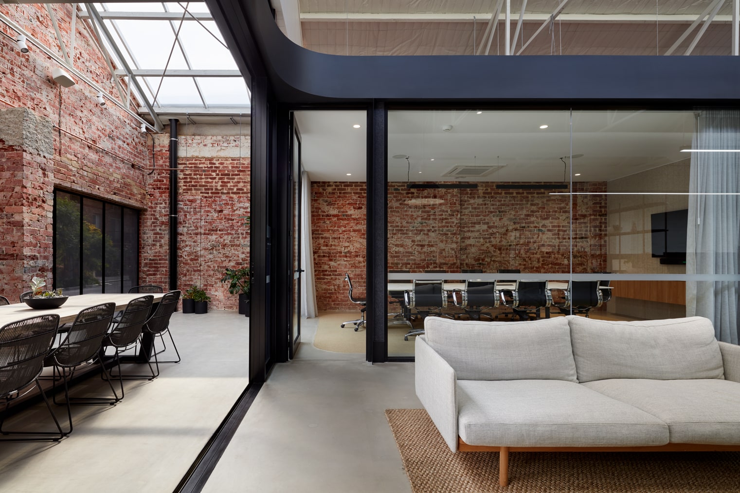 ST HELENA - Sagle Constructions