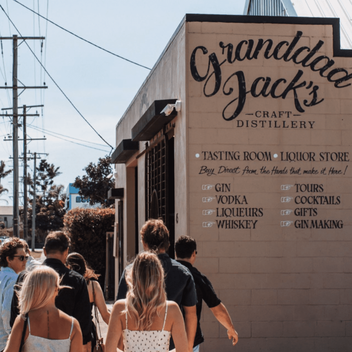 Make your own gin classes on the Gold Coast | scout magazine