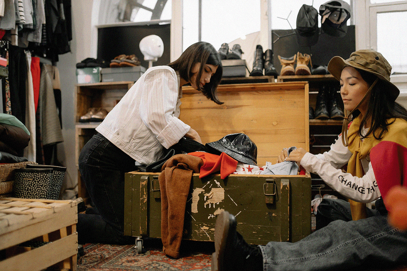 A beginner’s guide to thrifting this International Vintage Store Day ...