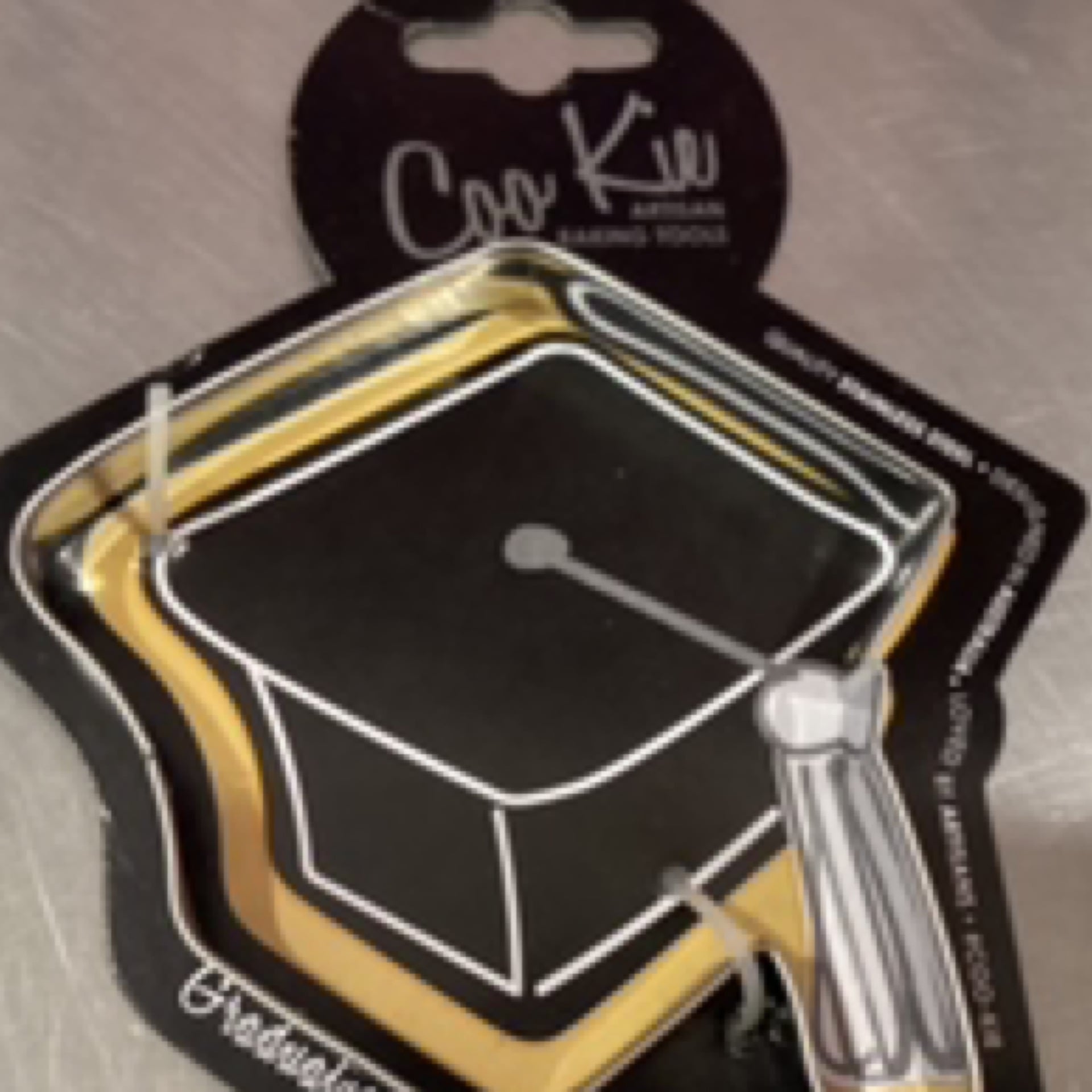 Coo Kie Cutter Graduation Cap - Sharones Cakes & Things