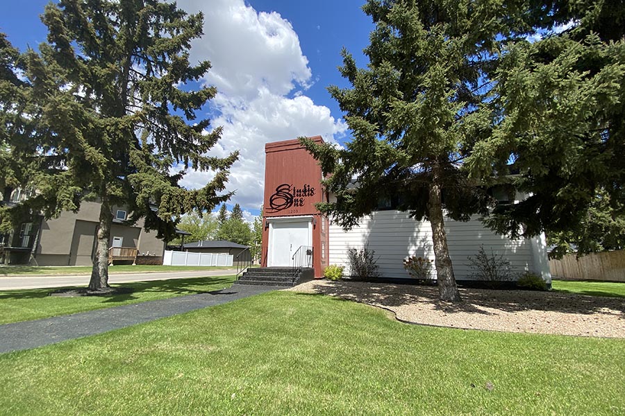 Friendly Dance Instructors in Saskatoon | Studio One RP Dance