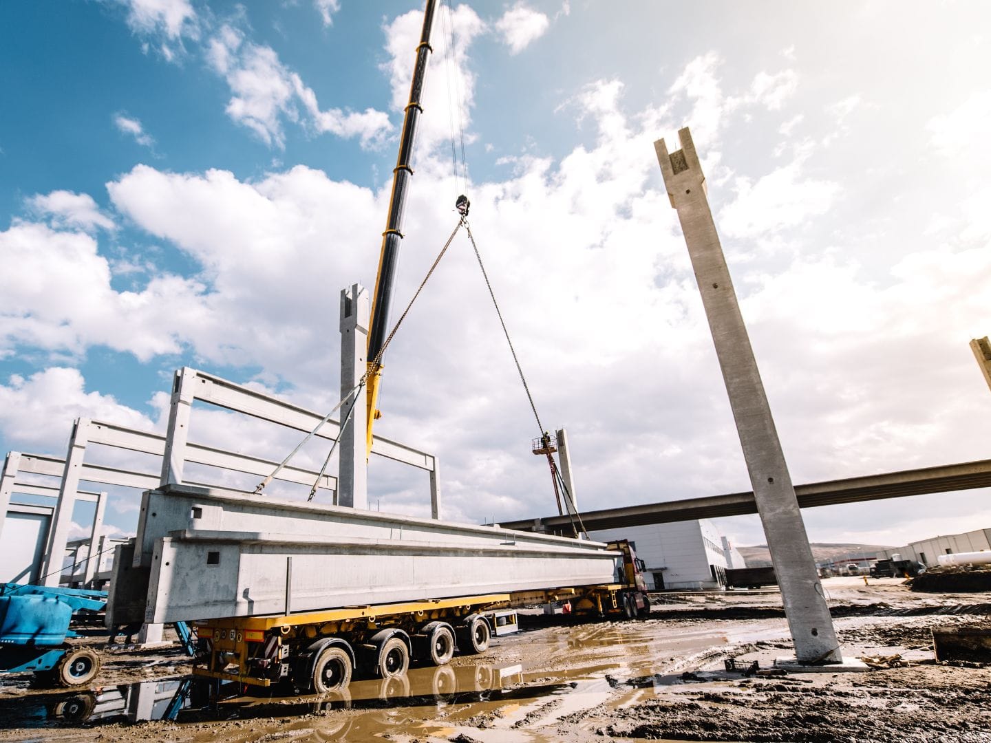 Precast Install - United Cranes