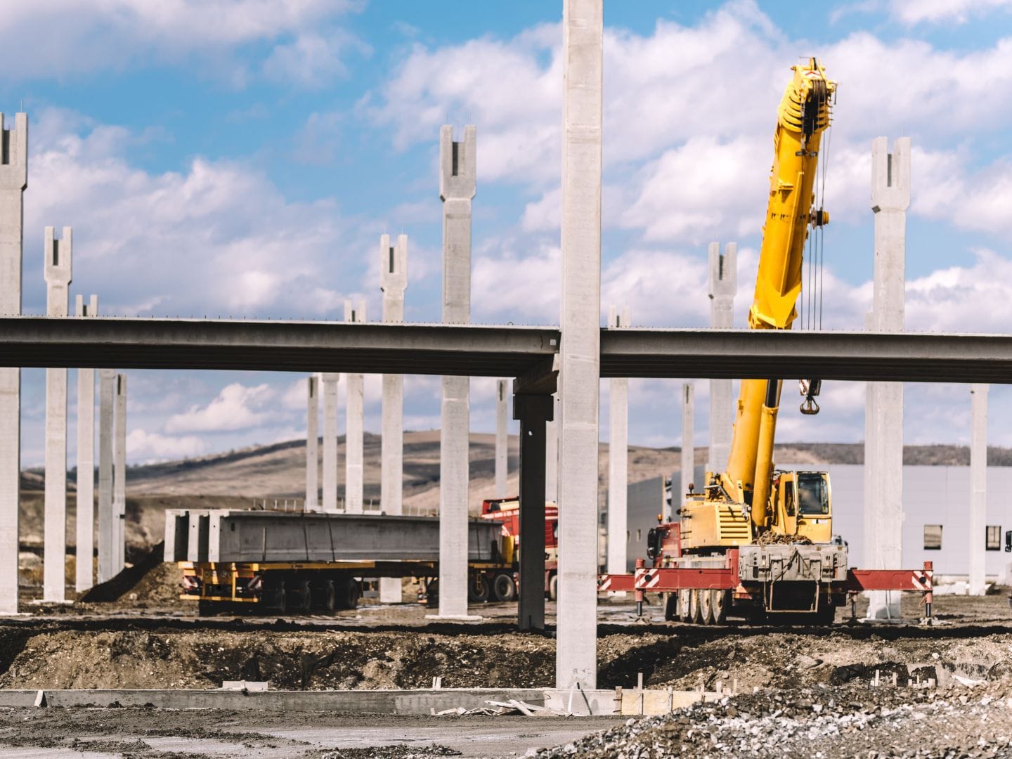 Precast Install - United Cranes