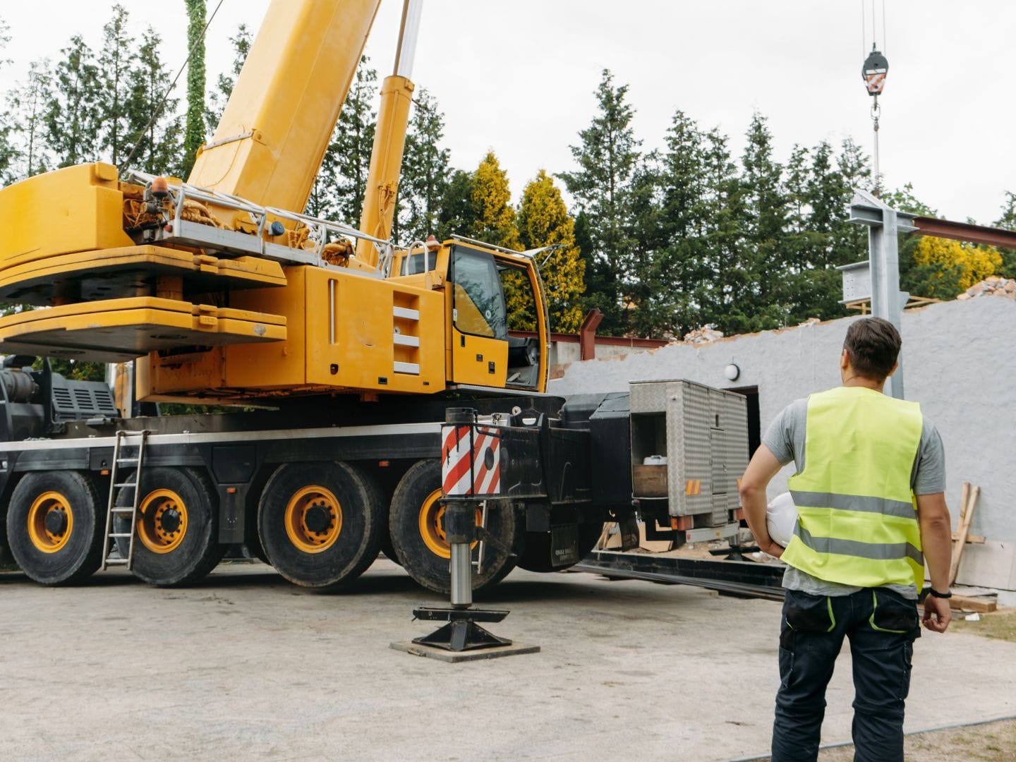 Machinery Relocation - United Cranes
