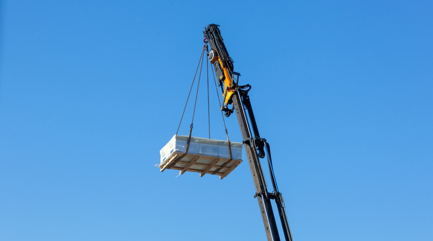 Crane Hire Adelaide: Reliable Equipment & Lifting Solutions