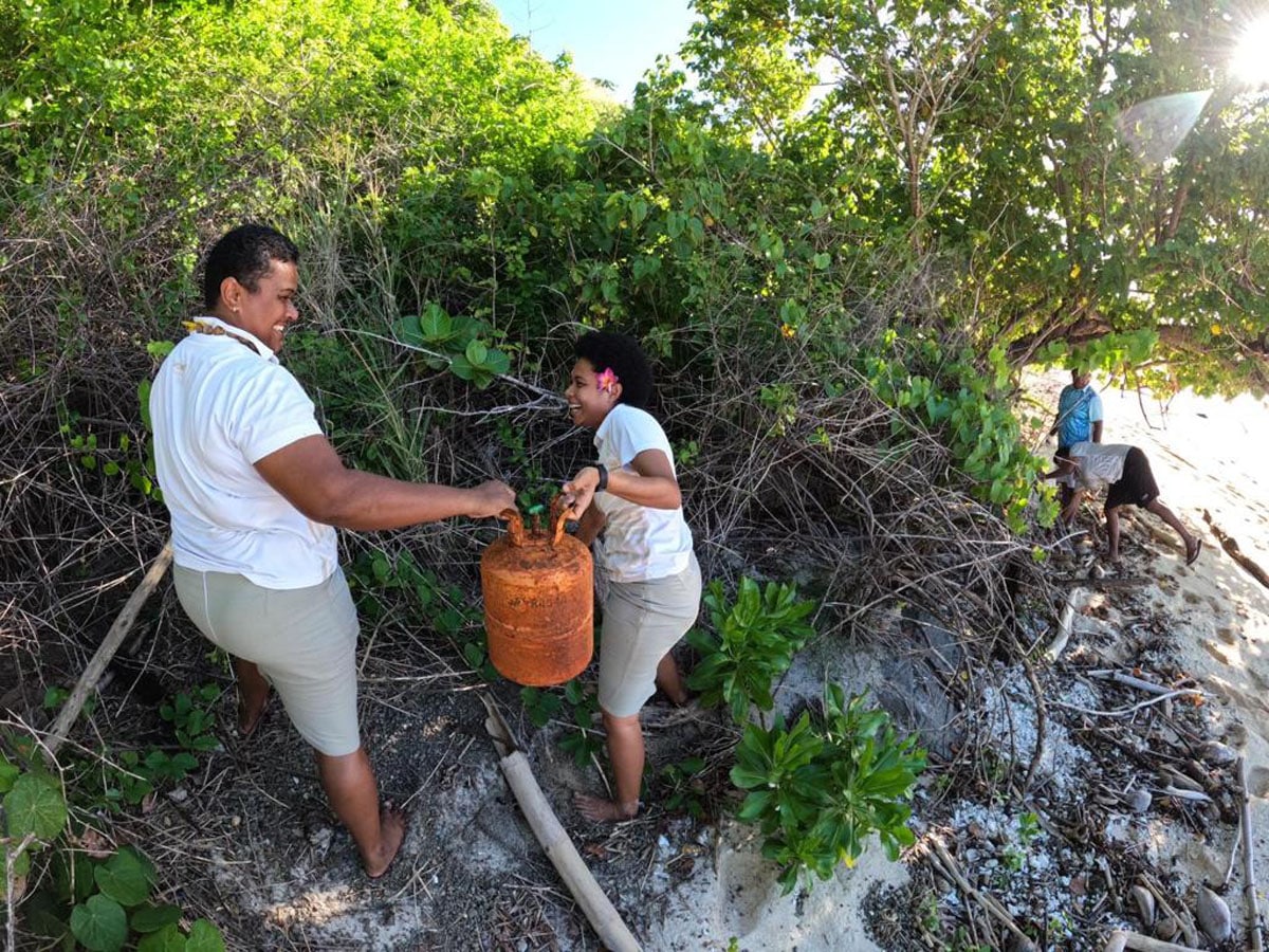 Earth Day 2023 - VOMO's "Clean Sweep" event - Vomo Island Fiji