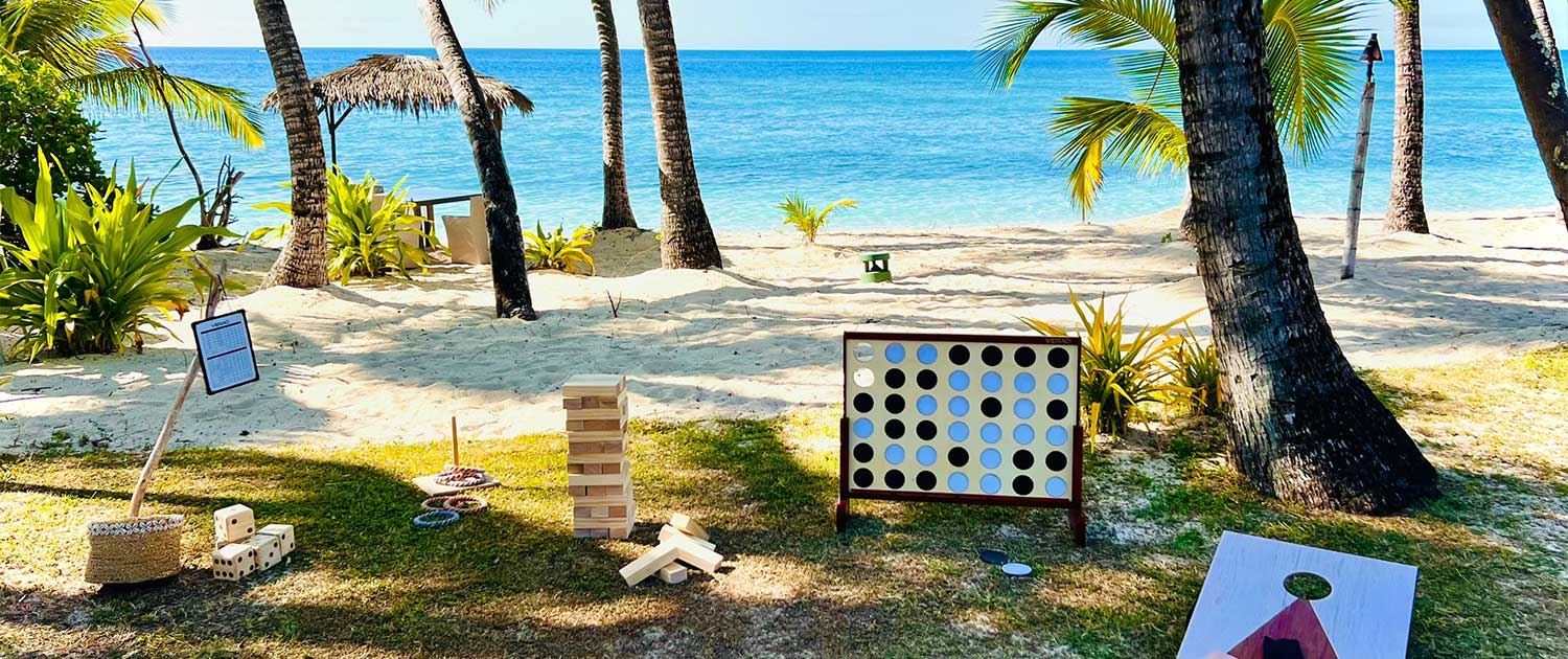 Fun! Larger than life wooden games arrive... - Vomo Island Fiji